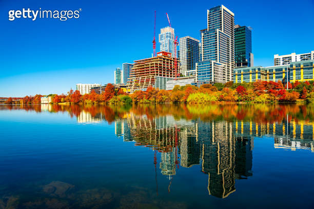 Austin Fall Cityscape fades into the distance 이미지 (1290512920) - 게티이미지뱅크
