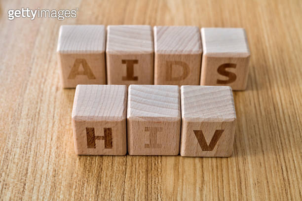 Wooden blocks with word HIV AIDS 이미지 (1283198444) - 게티이미지뱅크