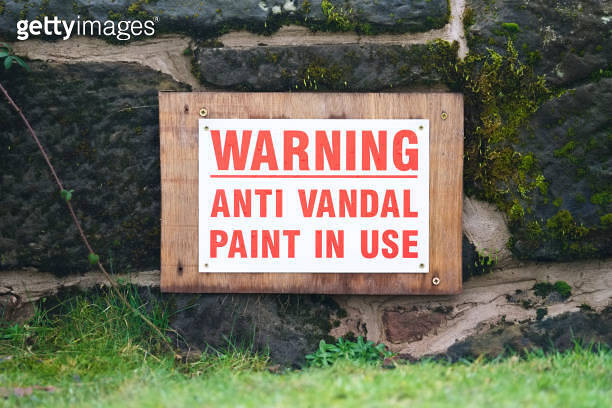 Warning anti vandal paint in use sign 이미지 (1209522255) - 게티이미지뱅크