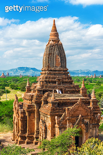 Vertical View of a Beautiful Pagoda in Bagan 이미지 (1246314836) - 게티이미지뱅크