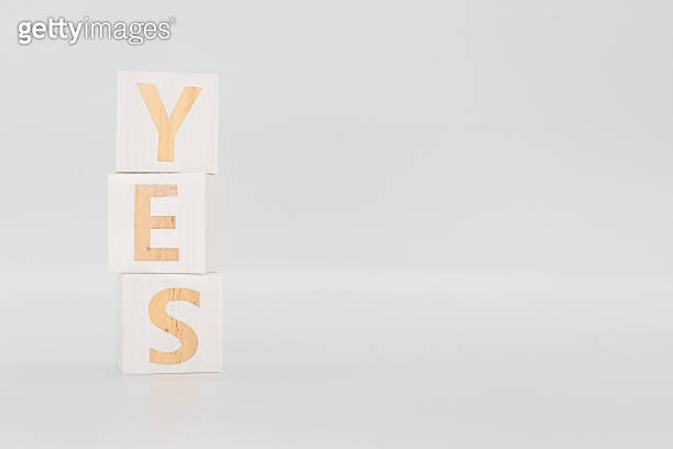 YES wood Cubes 이미지 (1198763886) - 게티이미지뱅크