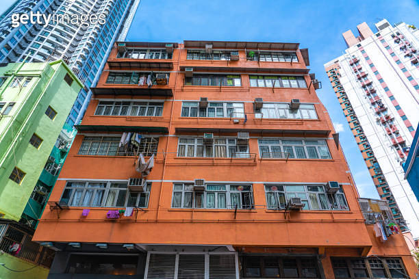 Daytime in Wan Chan, Downtown of Hong Kong 이미지 (1271349393) - 게티이미지뱅크