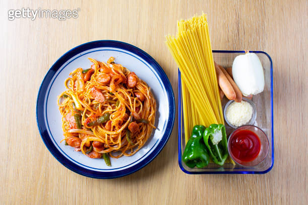 Japanese-style pasta dishes, spaghetti (Naporitan) recipes and ...