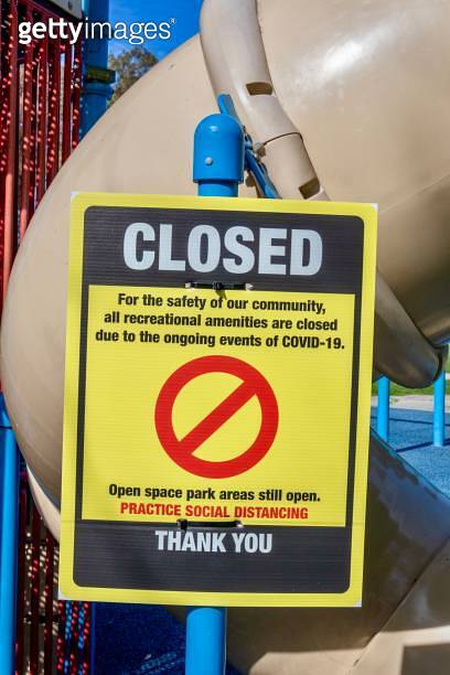 sign on playground equipment stating the playground is closed 이미지 ...