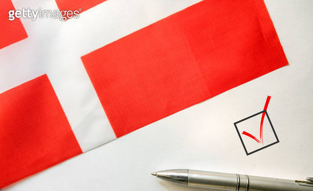 Flag of Denmark and check mark 이미지 (1204550991) - 게티이미지뱅크