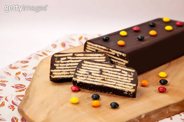 cold dog cake, german cake - Cold dog - Brown butter biscuit cake ...