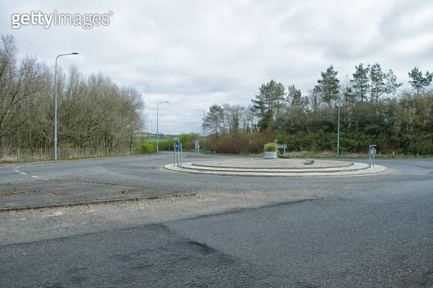 A Deserted A736 (Paisley to Glasgow) Cairnmount Road, Lochlibo Road ...