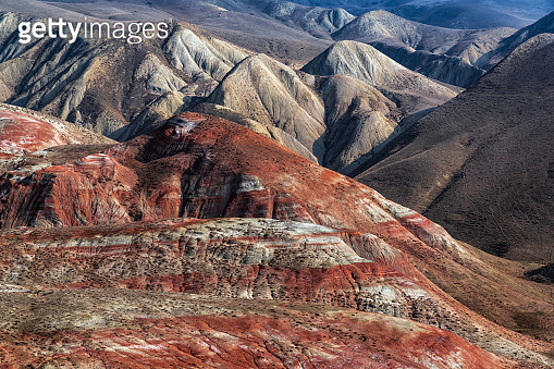 Striped red mountains, the beauty of nature 이미지 (1204746701) - 게티이미지뱅크