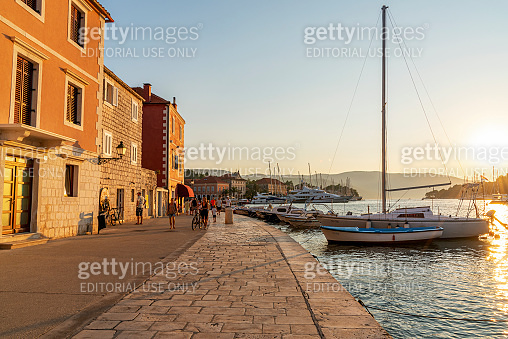 Embankment of Stari Grad town on the Hvar island 이미지 (1279446764) - 게티이미지뱅크