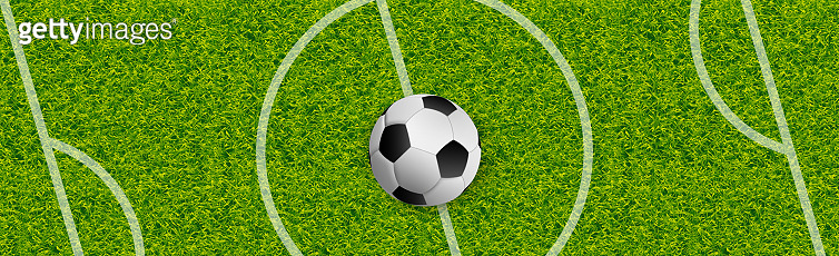 Realistic classic football field with two-tone green coating 이미지 ...