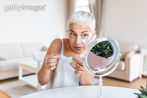 Under eye masks for puffiness, wrinkles, dark circles. Eye patches ...