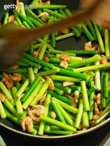 Korean food Fried garlic stalk shrimp, Cooking process (1199544043 ...