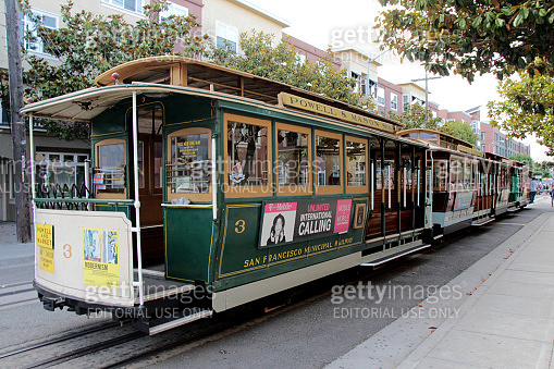 Historic San Francisco Cable Car rail line at Fisherman's Wharf ...