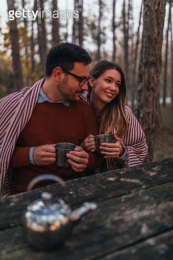 They share a love for nature 이미지 (1284119961) - 게티이미지뱅크