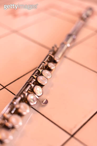 Transverse flute 이미지 (1214103820) - 게티이미지뱅크
