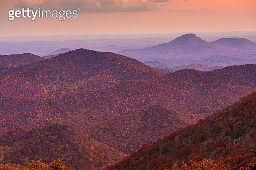 Blue Ridge Mountains at Sunset in North Georgia 이미지 (1254691886) - 게티이미지뱅크
