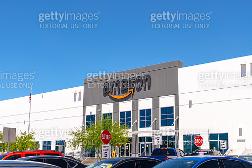Amazon fulfillment center building in Las Vegas 이미지 (1252468671) - 게티이미지뱅크
