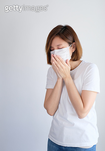 woman wearing mask and cannot breath get sick from corona virus ...