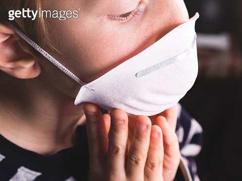 Little Italian boy wears face mask for protection 이미지 (1209301573) - 게티 ...