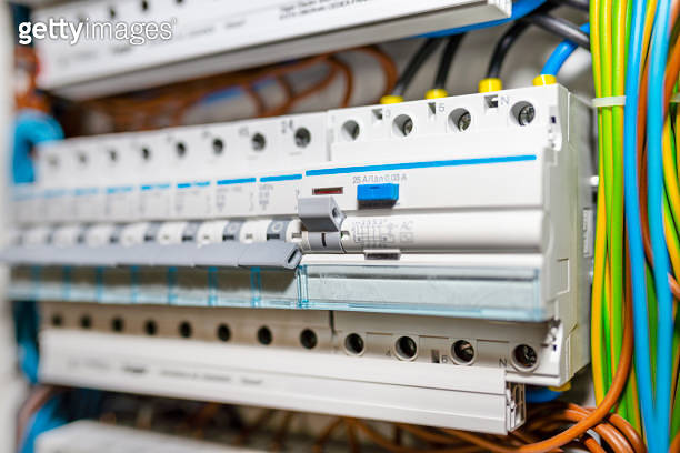 Single phase fuses in OFF position and residual current protection in ...