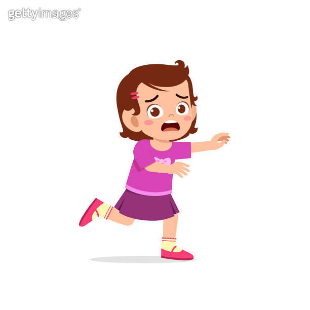 cute little kid girl scared and run expression gesture 이미지 (1290561203 ...
