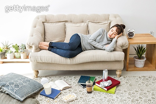 Rest at home 이미지 (a10685356) - 게티이미지뱅크