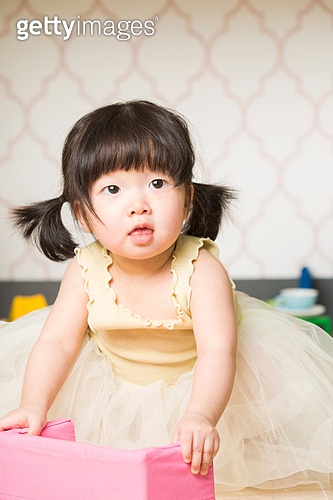 Pretty baby princess 이미지 (a10839666) - 게티이미지뱅크