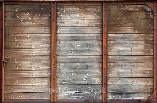 old wooden wall in rusty metal frame texture (a10872111) - 게티이미지뱅크