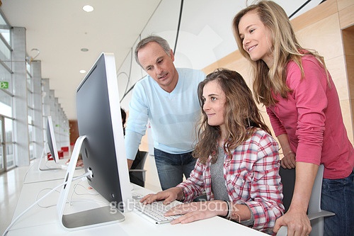 Group of students attending training course at school (a10877425) - 게티이미지뱅크