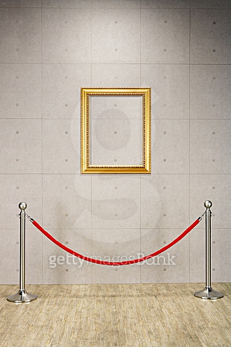 Empty picture frame behind velvet rope 이미지 (a10905512) - 게티이미지뱅크