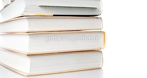 Stack of books. Focus on left edge of books. (a11035754) - 게티이미지뱅크