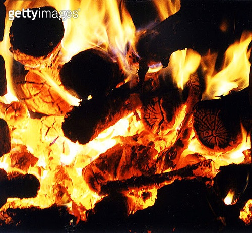 light my fire 무료 이미지 (jv11663767) - 게티이미지뱅크