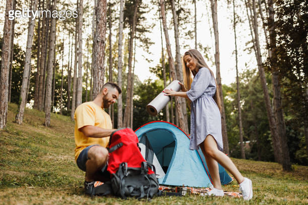 Camping weekend in forest 이미지 (1330492852) - 게티이미지뱅크
