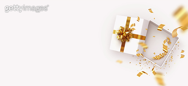 Empty Open gift box template. Xmas design Realistic decorative objects ...