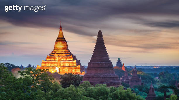 Glowing Temples of Bagan Myanmar Sunset Panorama 이미지 (1308212797) - 게티이미지뱅크
