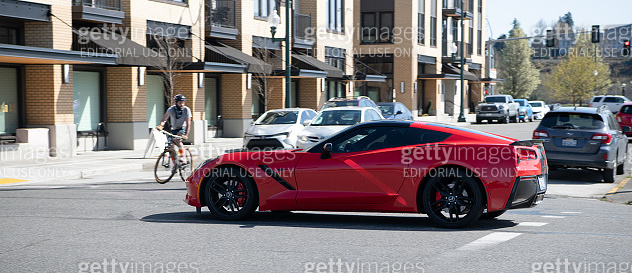 Chevrolet (Chevy) Corvette Stingray. side view. 이미지 (1361290932) - 게티이미지뱅크