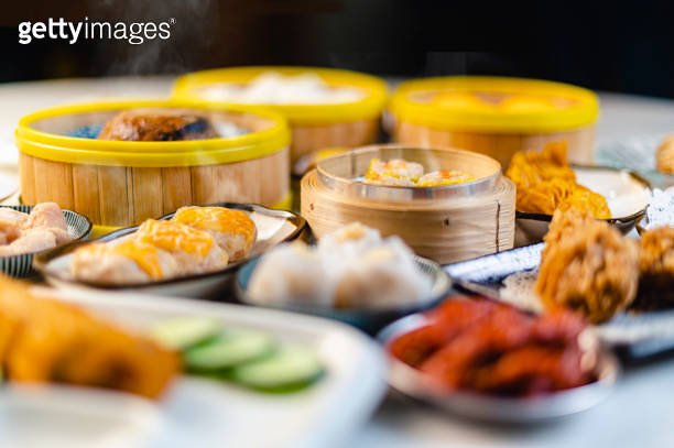 tradition chinese food dim sum display 이미지 (1308631606) - 게티이미지뱅크