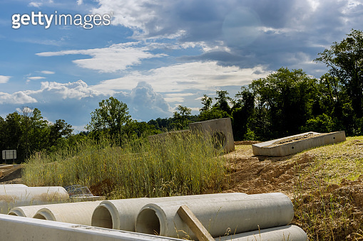 Assembling drainage system, rectangular drainage pipes holes on the ...