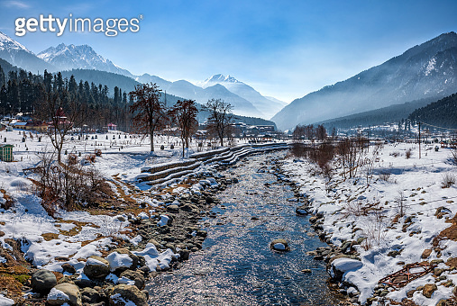 Beautiful view of Pahalgam during winter season, Kashmir, India ...