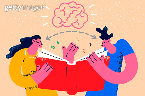 People read book involved in remote education 이미지 (1361302768) - 게티이미지뱅크