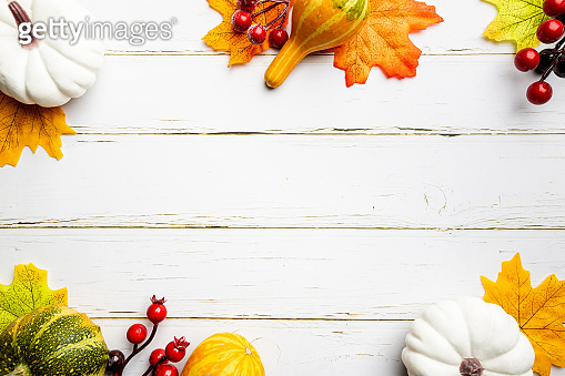 Autumn side border 이미지 (1334114133) - 게티이미지뱅크