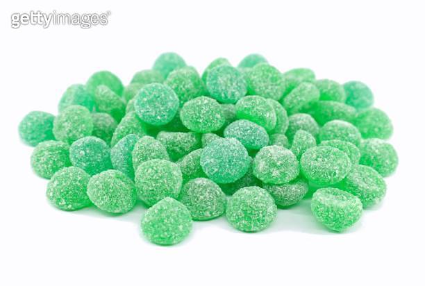 Heap of soft gummy menthol candy . (1358077075) - 게티이미지뱅크