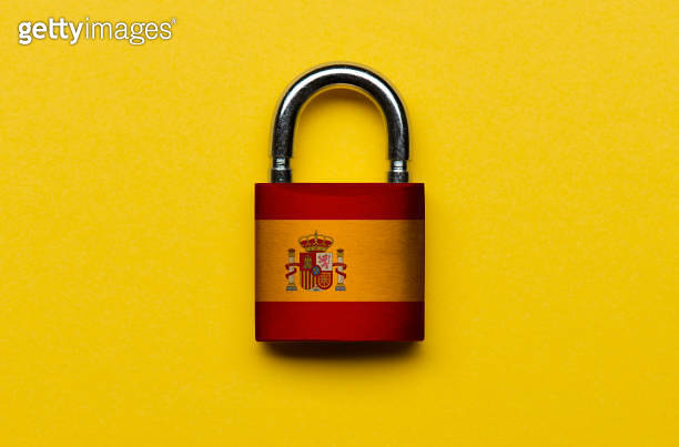 Spanish Flag on the Lock 이미지 (1296182098) - 게티이미지뱅크