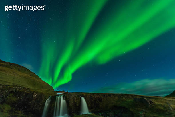 Northern lights in Iceland. Landscape full of kp5 Aurora Borealis ...