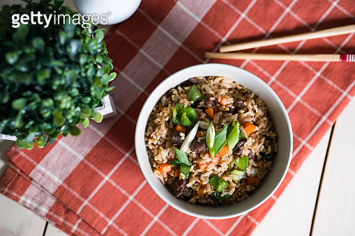 authentic delicious Japanese fried rice with steak bits 이미지 (1301755535 ...