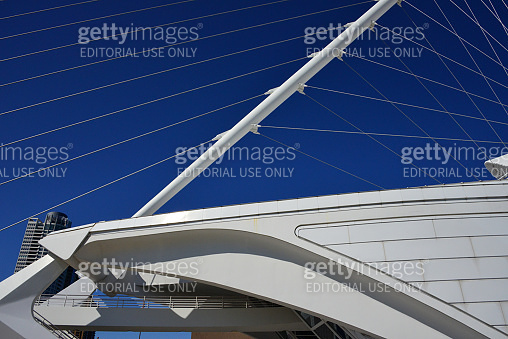 Cables and pylon of the Reiman Pedestrian Bridge and Milwaukee Art ...