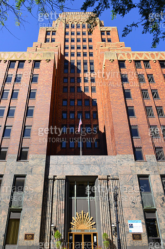 Wisconsin Gas Building (1930) - main facade and art deco sunburst at ...