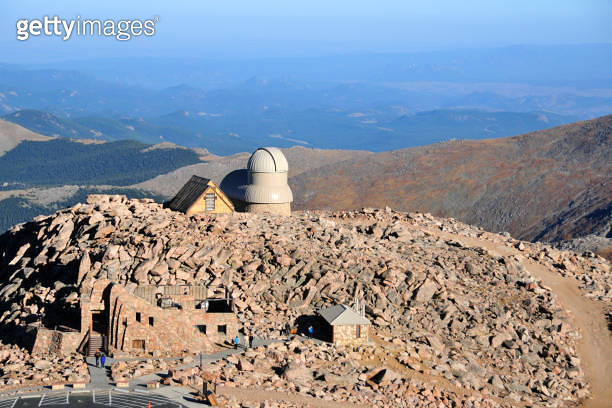 Ruins of Mount Evans Crest House and the Meyer–Womble Observatory (MWO ...