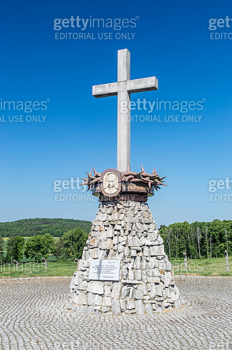 Memorial cross to priest Wladyslaw Bladzinski at Gross-Rosen. Gross ...