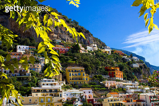 Panoramic view of the city on the sunny day. Positano. Italy. 이미지 ...